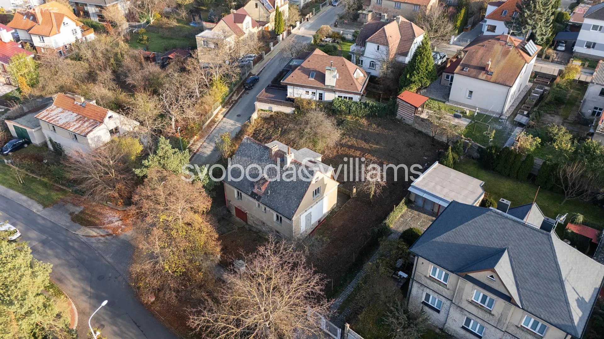 Prodej stavebního pozemku 958 m², Praha - Suchdol • Sreality.cz