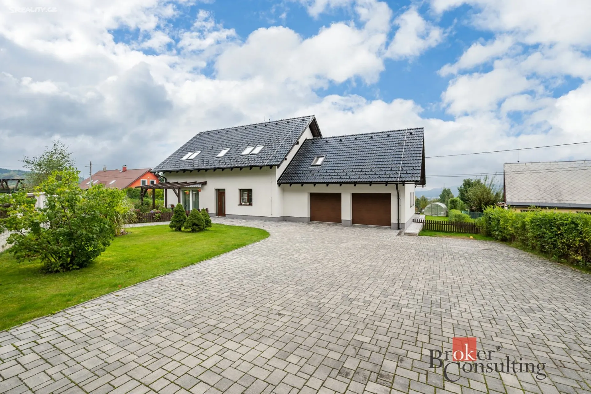 Prodej rodinného domu 333 m², pozemek 1595 m², Novinská, Liberec ...