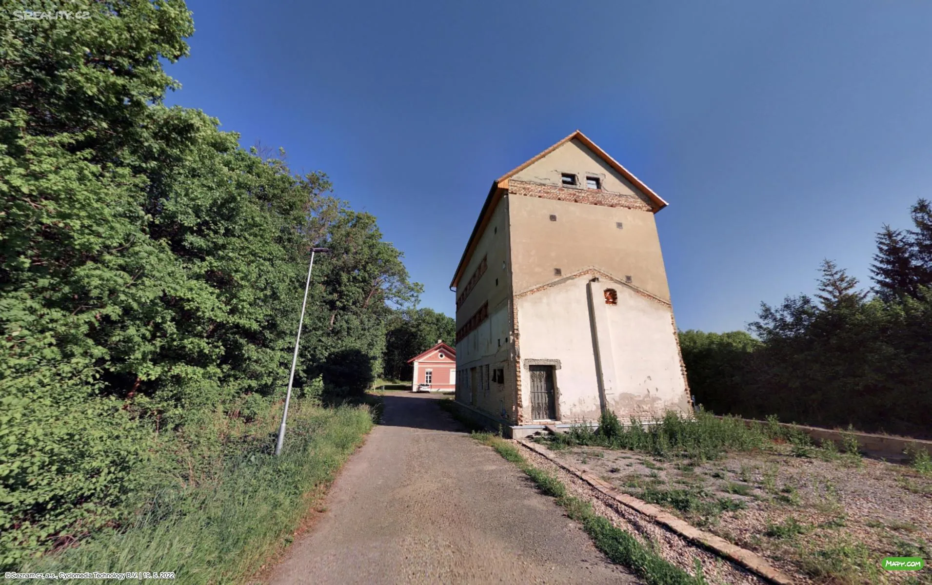 Prodej zemědělského objektu 450 m², Osvobození, Dymokury • Sreality.cz