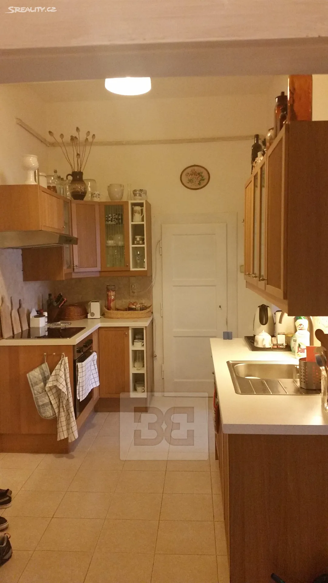 Pronájem bytu 2+1 50 m², U Uranie, Praha - Holešovice • Sreality.cz