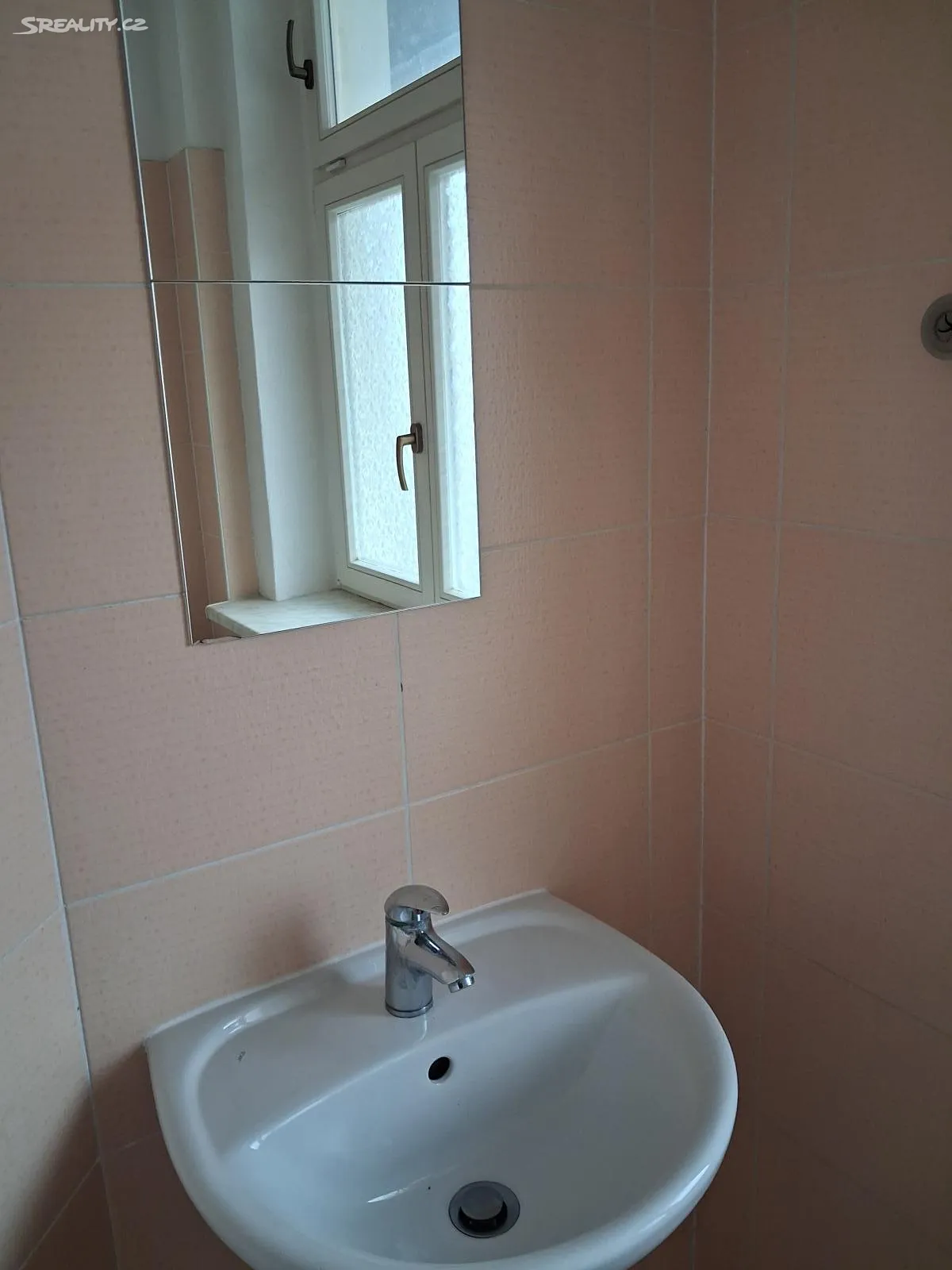 Pronájem bytu 1+1 35 m², Ondříčkova, Praha - Žižkov • Sreality.cz