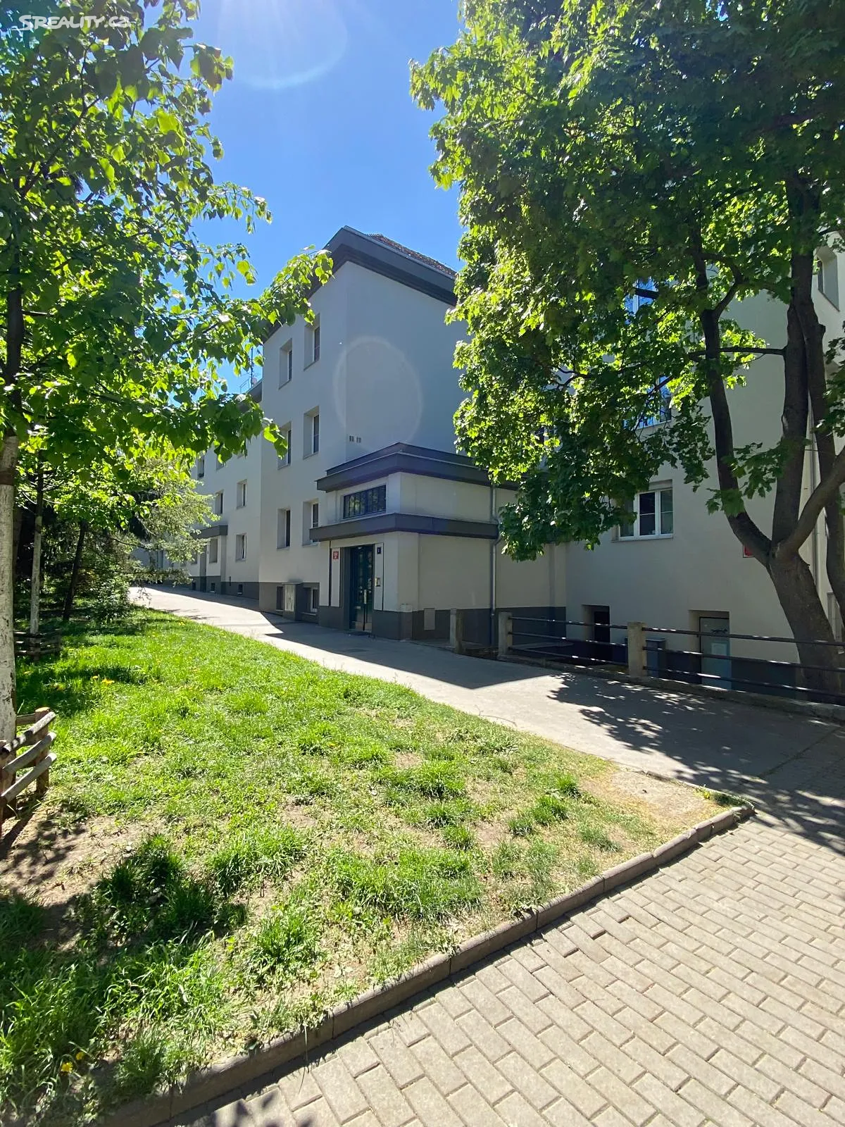Pronájem bytu 1+kk 24 m², Hořanská, Praha - Žižkov • Sreality.cz