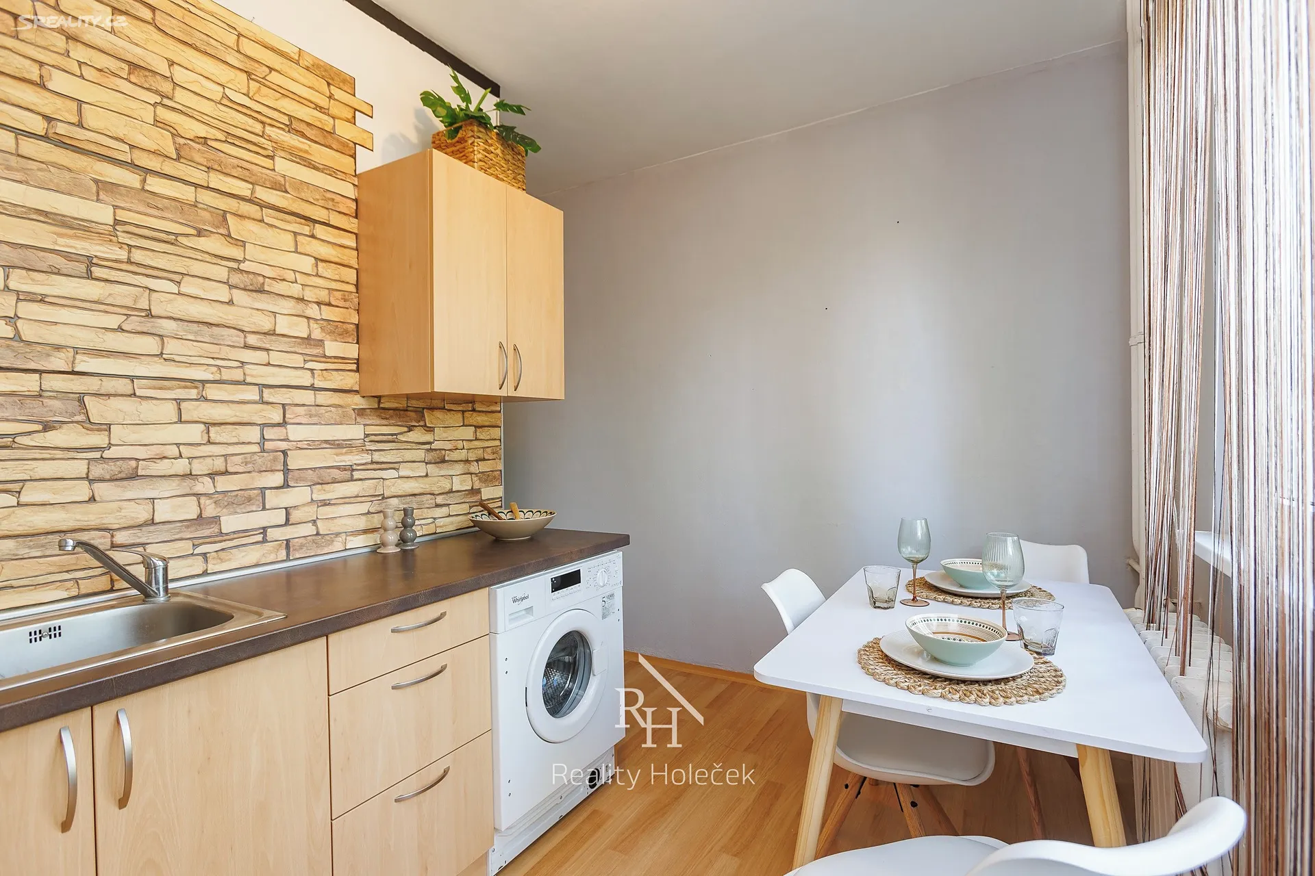 Prodej bytu 1+1 35 m², Finská, Kladno - Kročehlavy • Sreality.cz