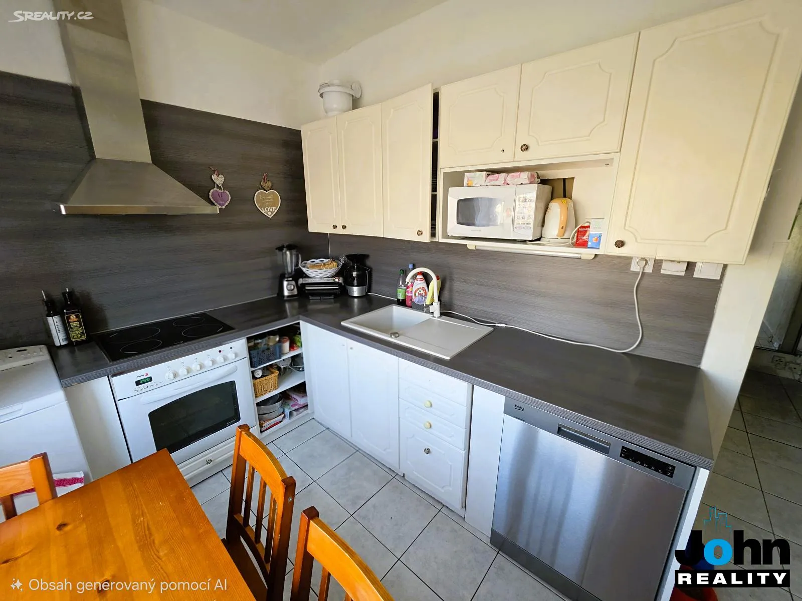 Prodej bytu 2+1 55 m², Maxe Švabinského, Most • Sreality.cz