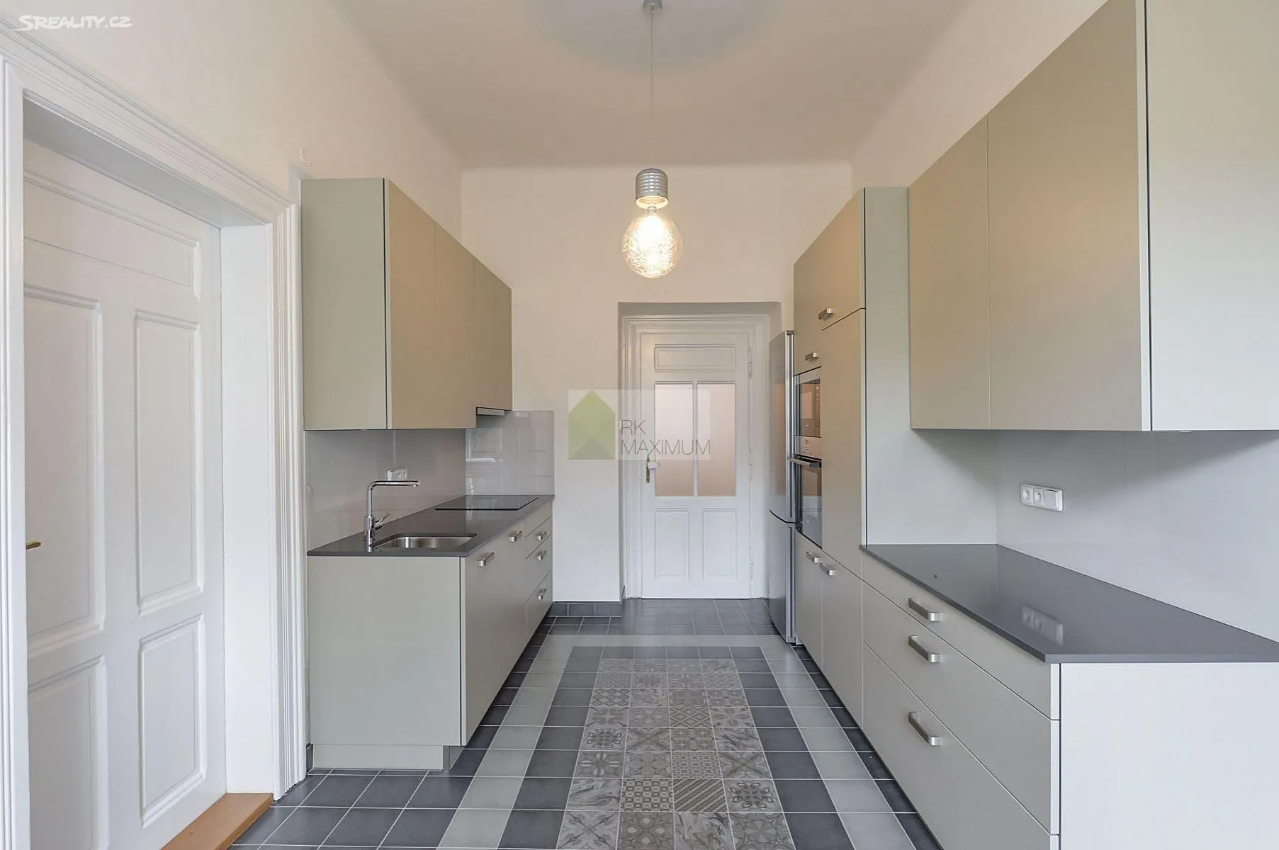 Pronájem bytu 3+1 100 m², Ondříčkova, Praha - Žižkov • Sreality.cz